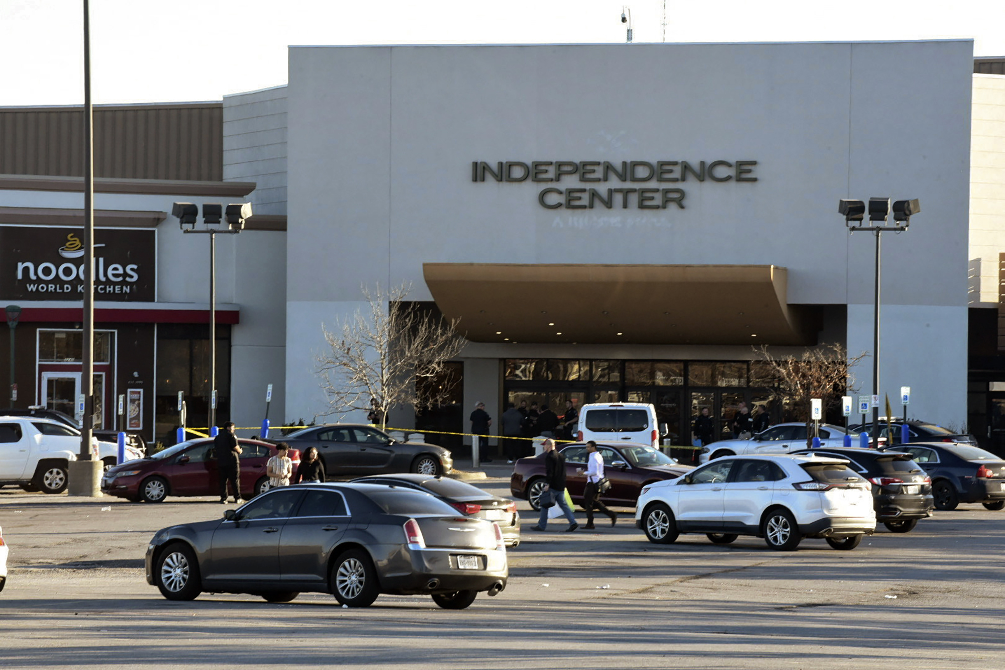 4 wounded in shooting at Missouri shopping mall near Kansas City; 3 ...